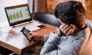 Procrastrinación: qué es, causas y cómo evitarla